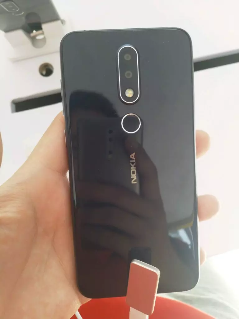 Nokia X Реальные фотографии